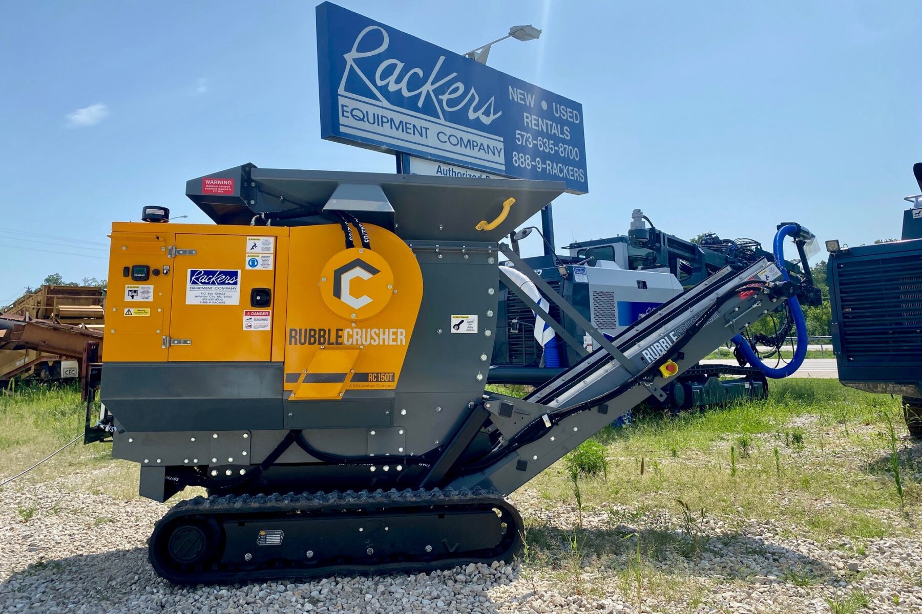 RUBBLECRUSHER RC150T SELF-CONTAINED 26"X14" JAW CRUSHER ON RUBBER ...