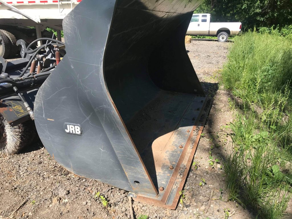 JRB 3.5YD BUCKET - Rackers Equipment Company
